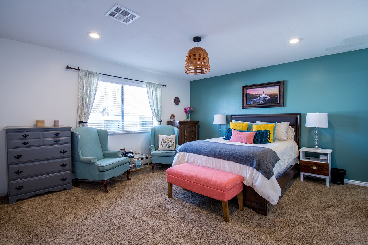 How to Decorate a Guest Room | Linlin Interiors